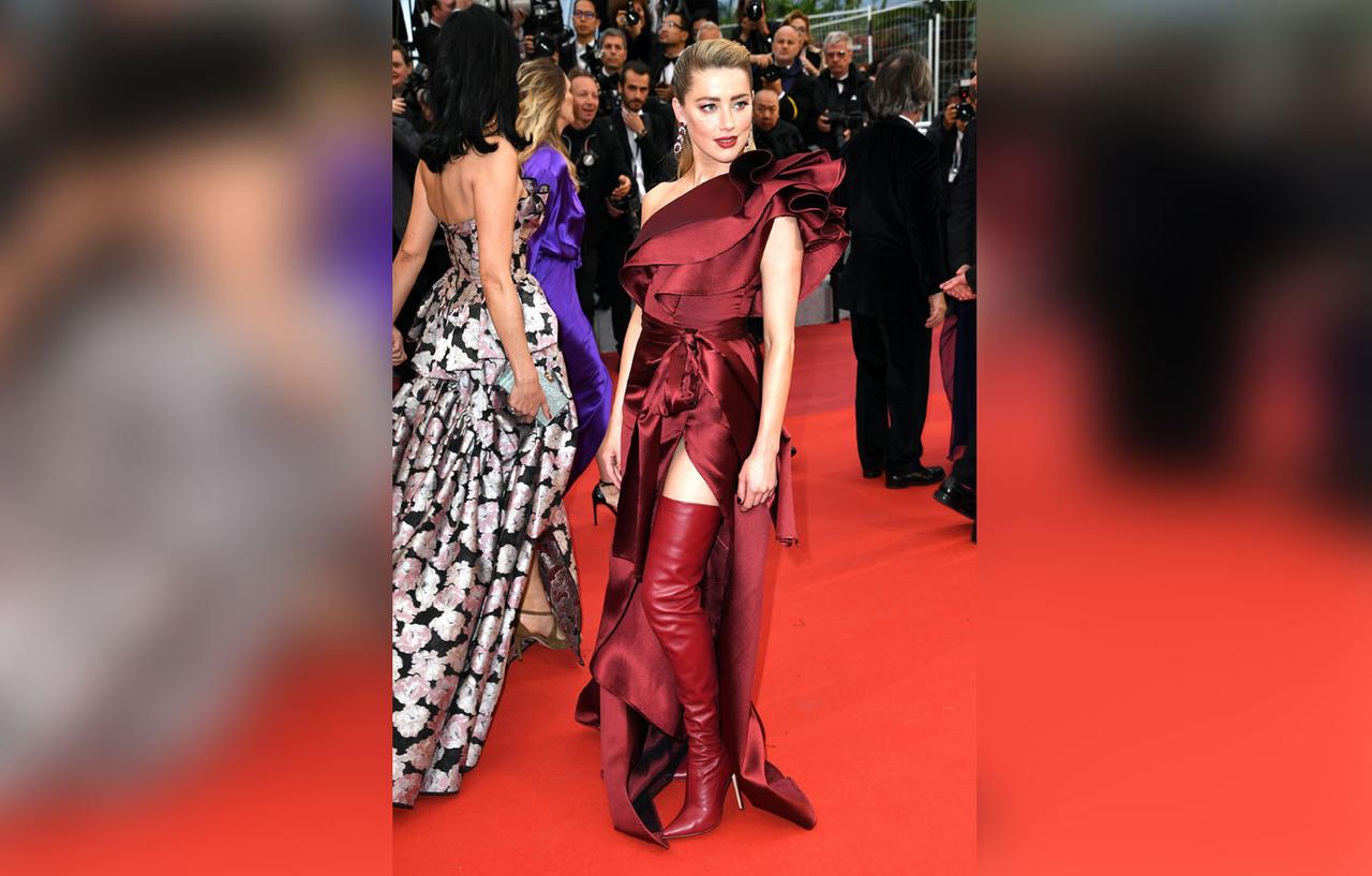 Amber Heard Reveals Nude Panties In Shocking Wardrobe Malfunction