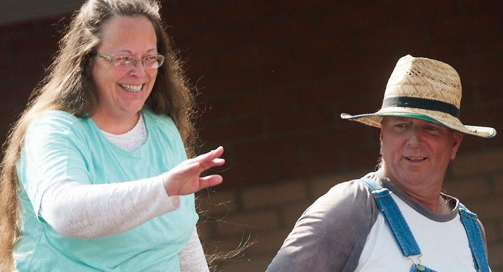 Kentucky Clerk Kim Davis Expected Back To Work Friday Or Monday ...