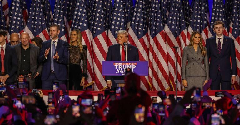 Donald Trump Faces Picks 'Deep State' Conspiracy Nut to Head FBI