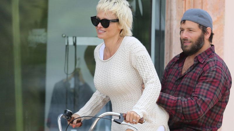 Making It Work! Pamela Anderson Petitions To Call Off Divorce From Rick ...