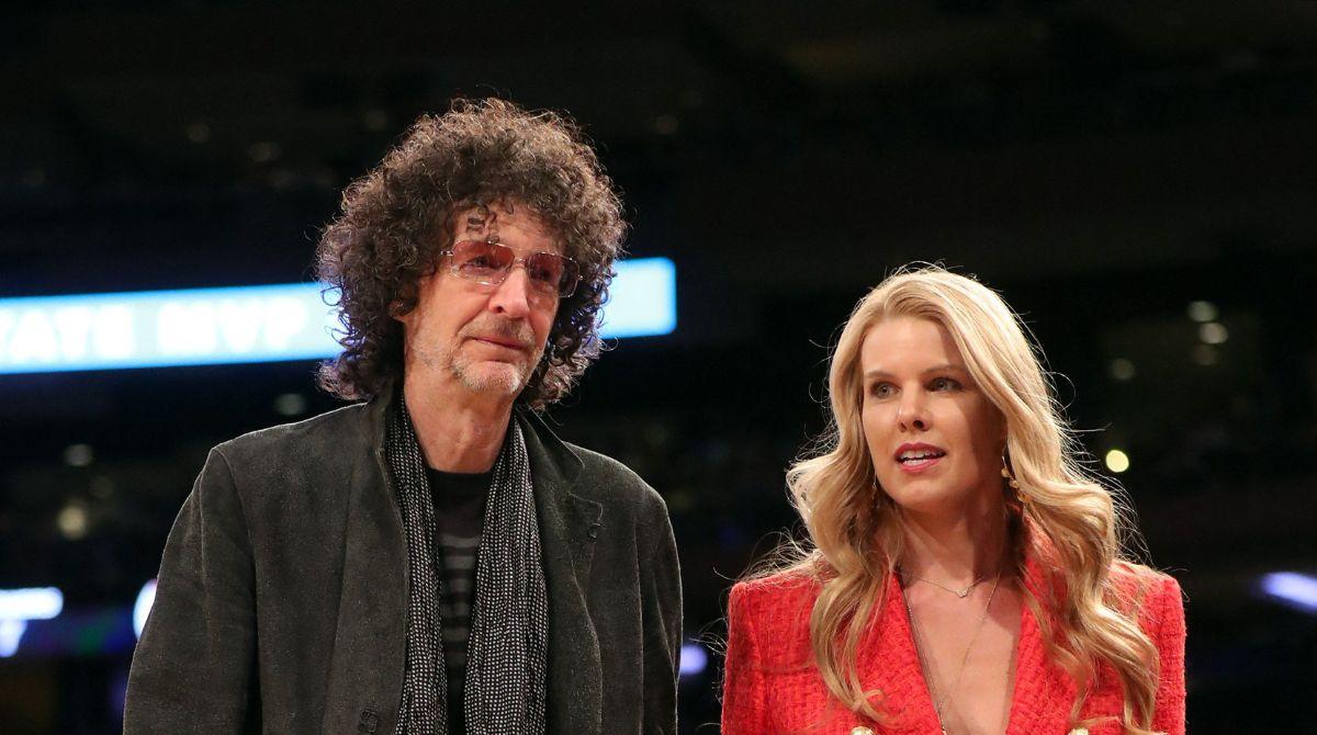 Howard Stern Faces Lawsuit Alleging He and Wife Are Bosses From Hell
