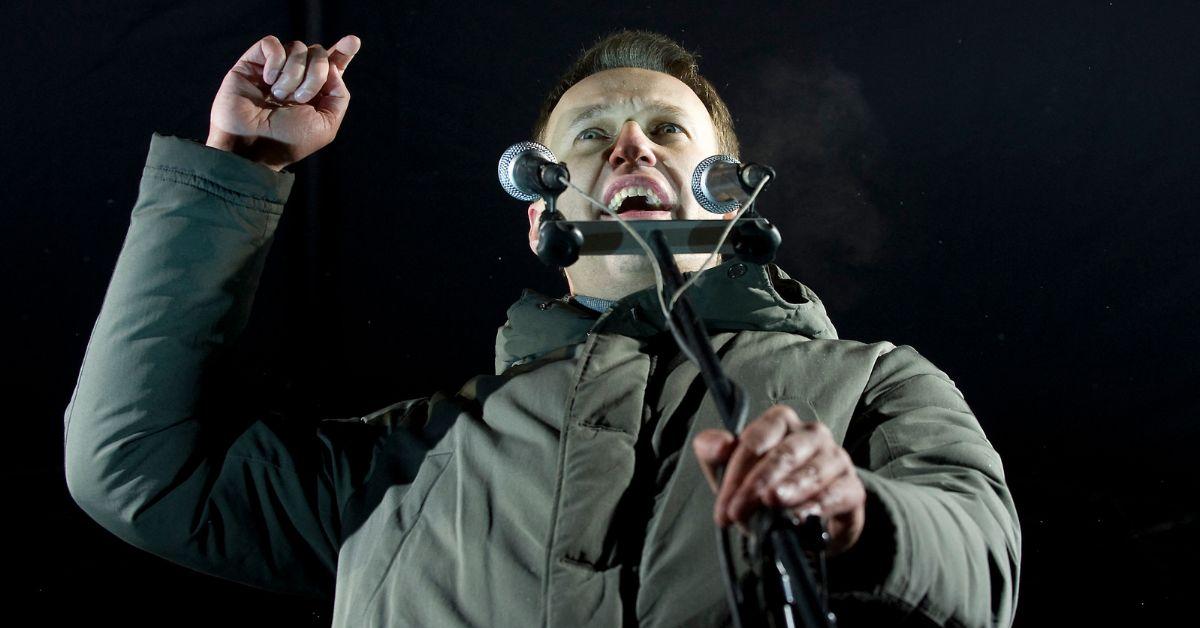 Footage Appears to Show Alexei Navalny's Body Being Smuggled Out of Prison
