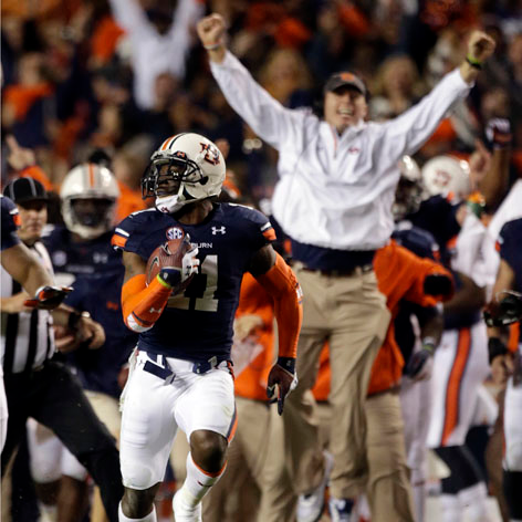 The Most Amazing College Football Play Ever, You Have To See This!