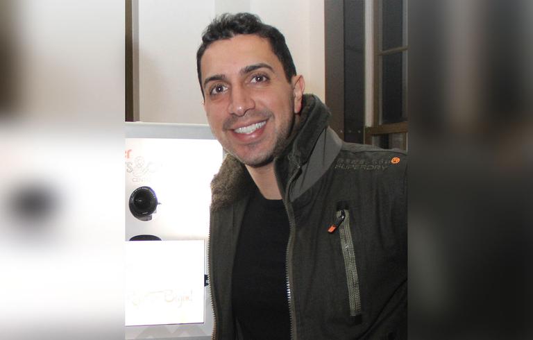 Tinder Founders Walk Away With $441 Million From $2 Billion Lawsuit ...