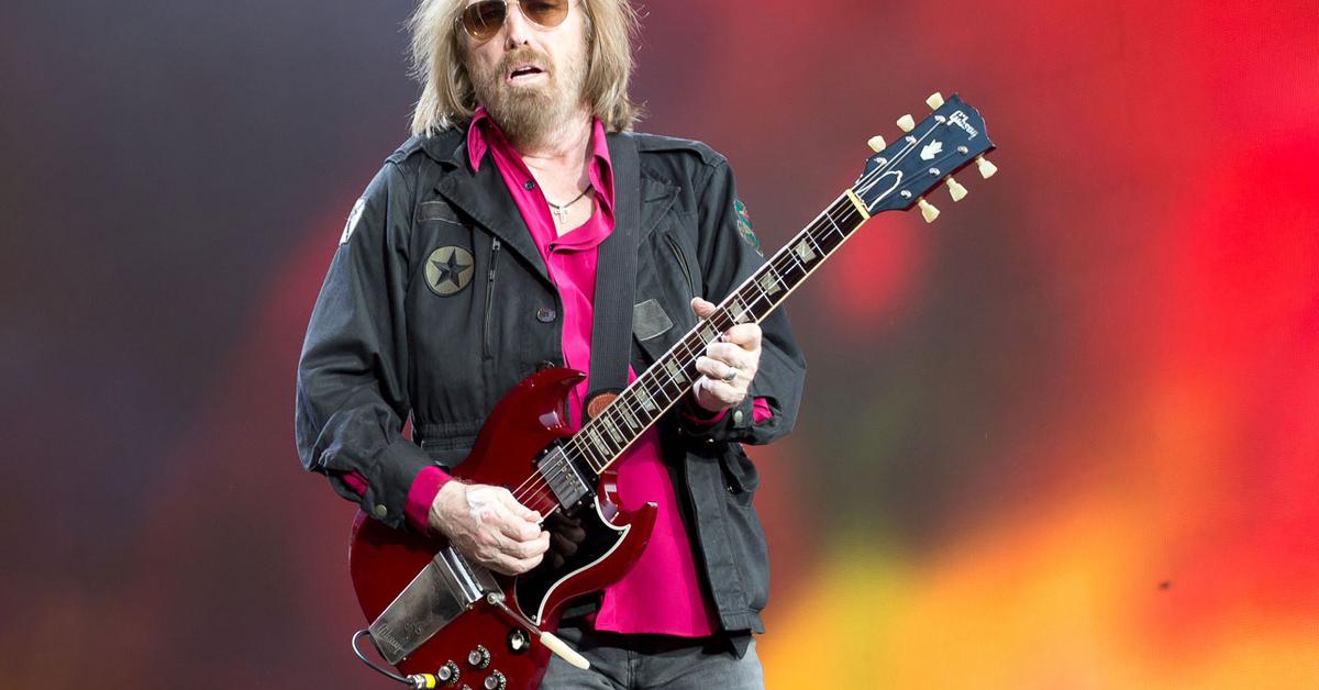 Tom Petty Rushed To Hospital After Suffering Full Cardiac Arrest