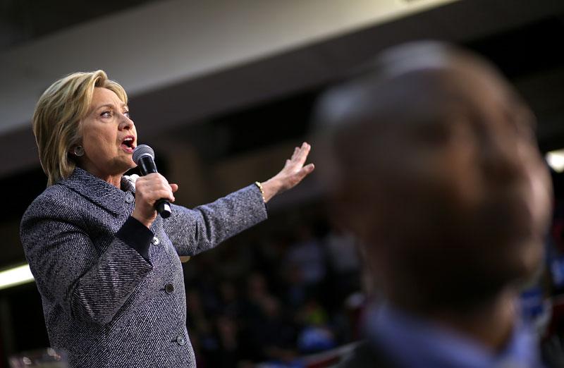 Botox, Peels & More! Hillary Clinton Is A Plastic Prez Wannabe, Top ...