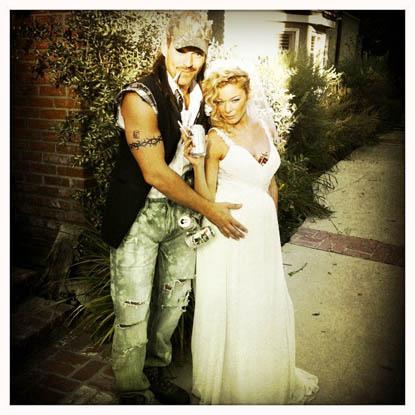 LeAnn Rimes Tweets Halloween Photos