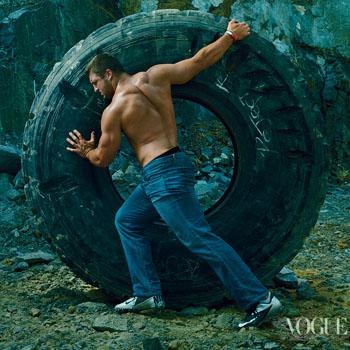 Tim Tebow Strips Off For Vogue, Reveals He's Looking For 'Girl With A ...