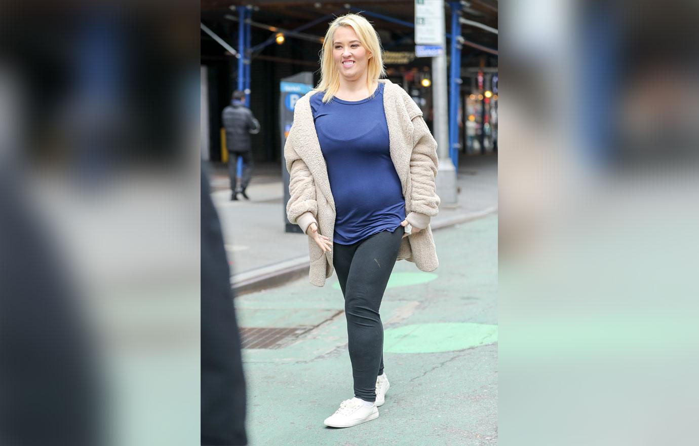 [PICS] Mama June Fat Skinny Weight Loss -- Gains Pounds After Surgery ...