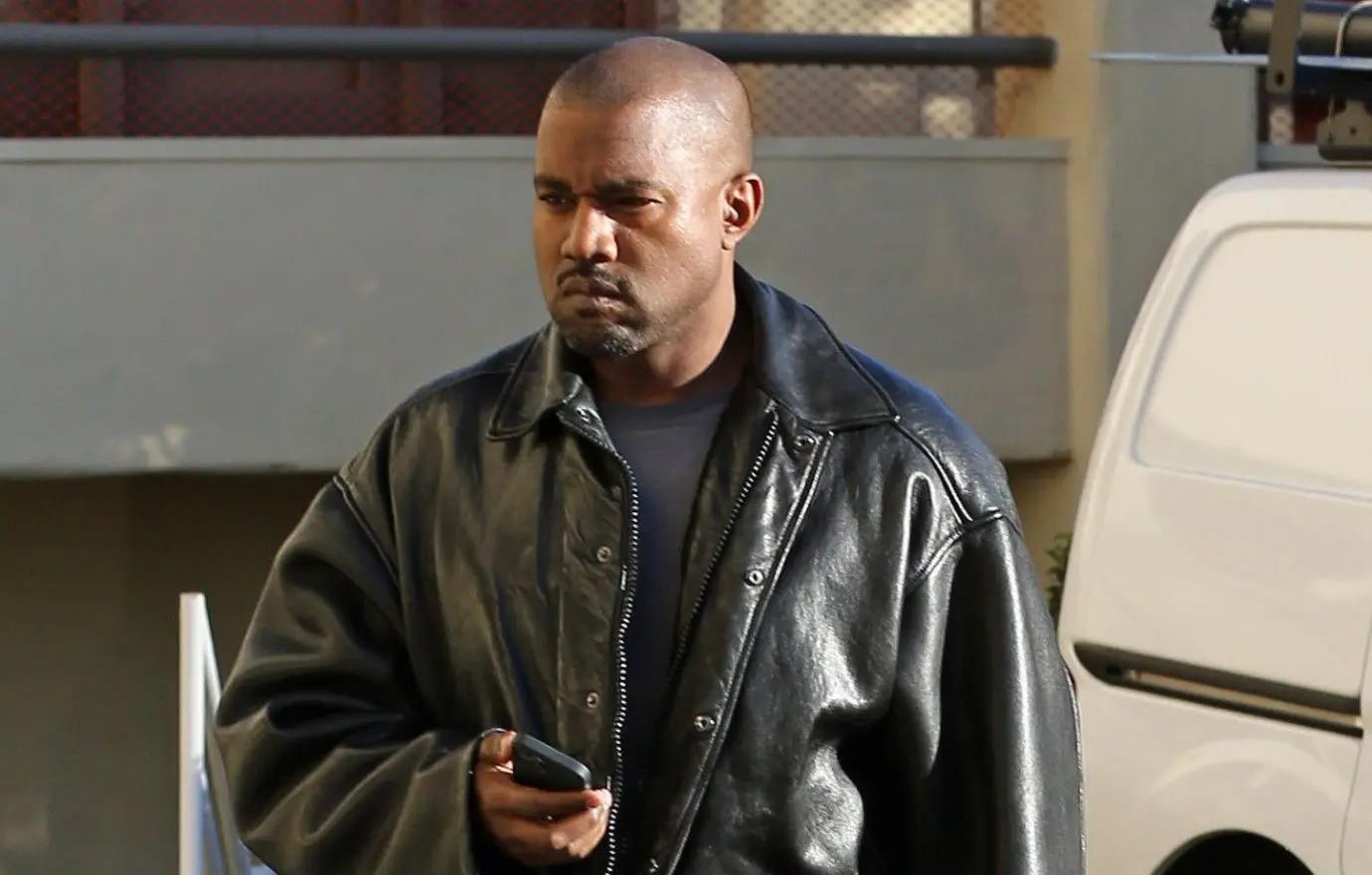 Kanye West Countersues Ex-Biz Manager For Return Of $900k, Says He ...