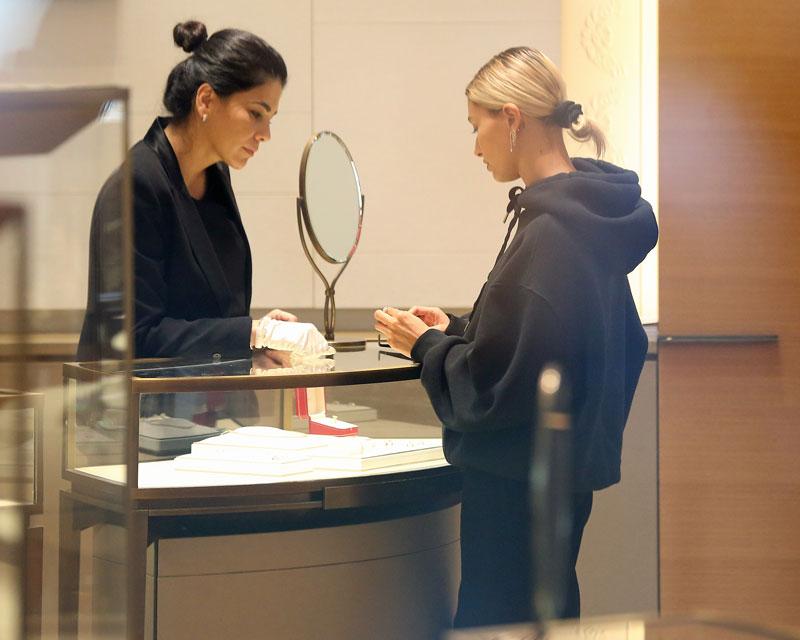 Justin Bieber Buys Hailey Baldwin Cartier Ring Marriage Trouble