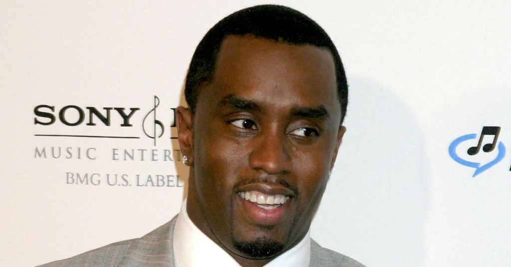 Agents from the U.S. Department of Homeland Security descended on a midtown Manhattan hotel ...