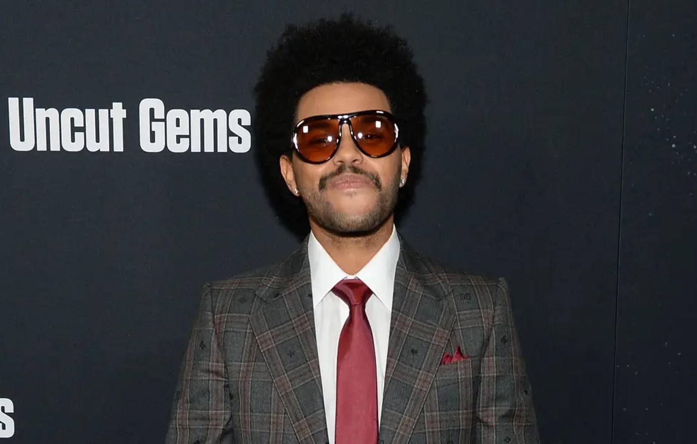 Vanity Fair Uses the Weeknd to Take Major Swipe at Rival Rolling Stone