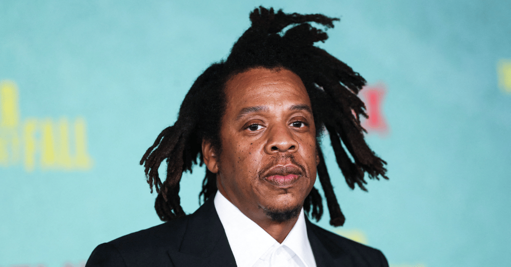 Jay-Z's Alleged Ex-Girlfriend Claims She Woke Up to Rapper Kissing Her