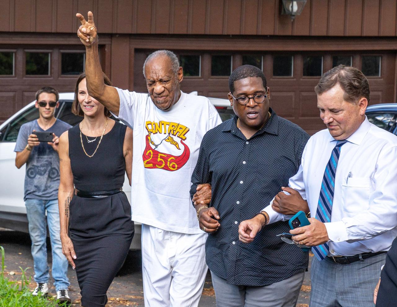 Bill Cosby Still Wearing Prison Uniform Despite Release In Bizarre Home ...