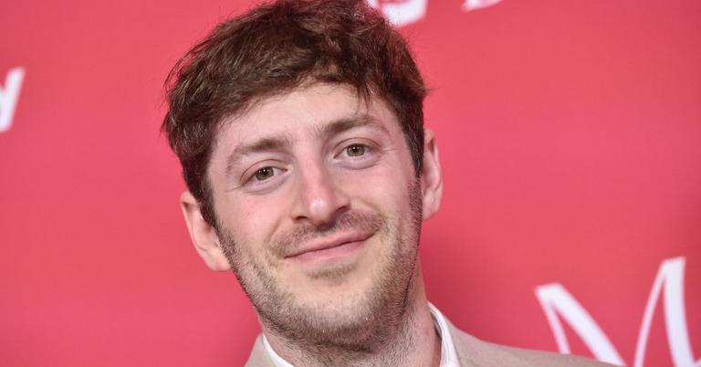 Jessica Alba Sparks Rebound Rumors After Being Seen With Alex Edelman