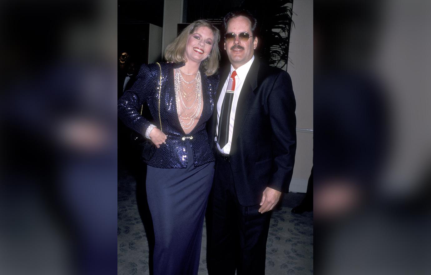Toni Tennille Sat By Captain Daryl Dragon’s Side As He Died From Renal ... Toni Tennille Sat By Captain Daryl Dragon’s Side As He Died From Renal ...