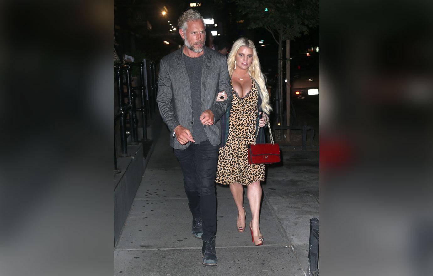 Jessica Simpson Flaunts Her Curvy Figure & Weight Gain