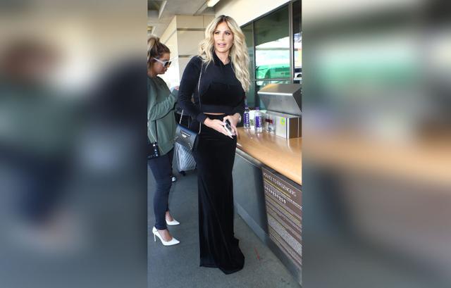 [PICS] Kim Zolciak Unrecognizable In Old Pics After Plastic Surgery