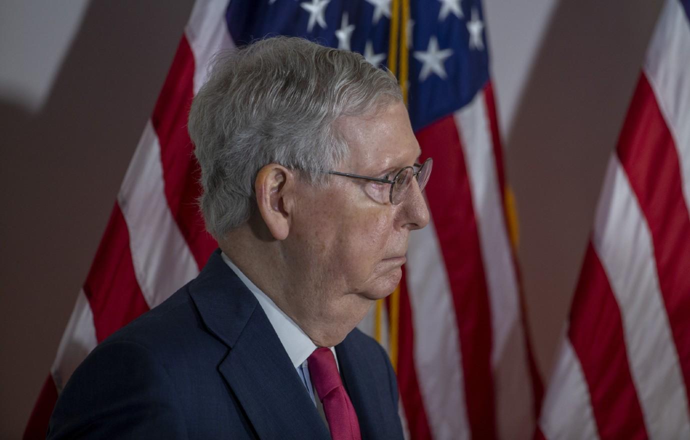 Mitch McConnell Snubbed By Family Of Fallen Capitol Police Officer ...