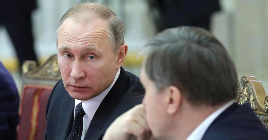 Vladimir Putin Set To 'Undergo Cancer Operation'