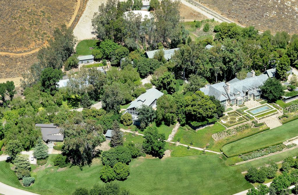 Photos Show New Scientology Bunker At Gold Base