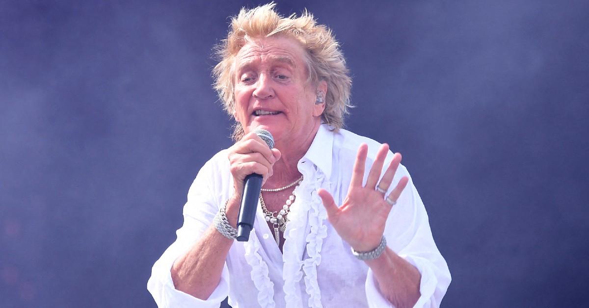 EXCLUSIVE: Secrets of Getting Ailing Rod Stewart on Stage at Glastonbury