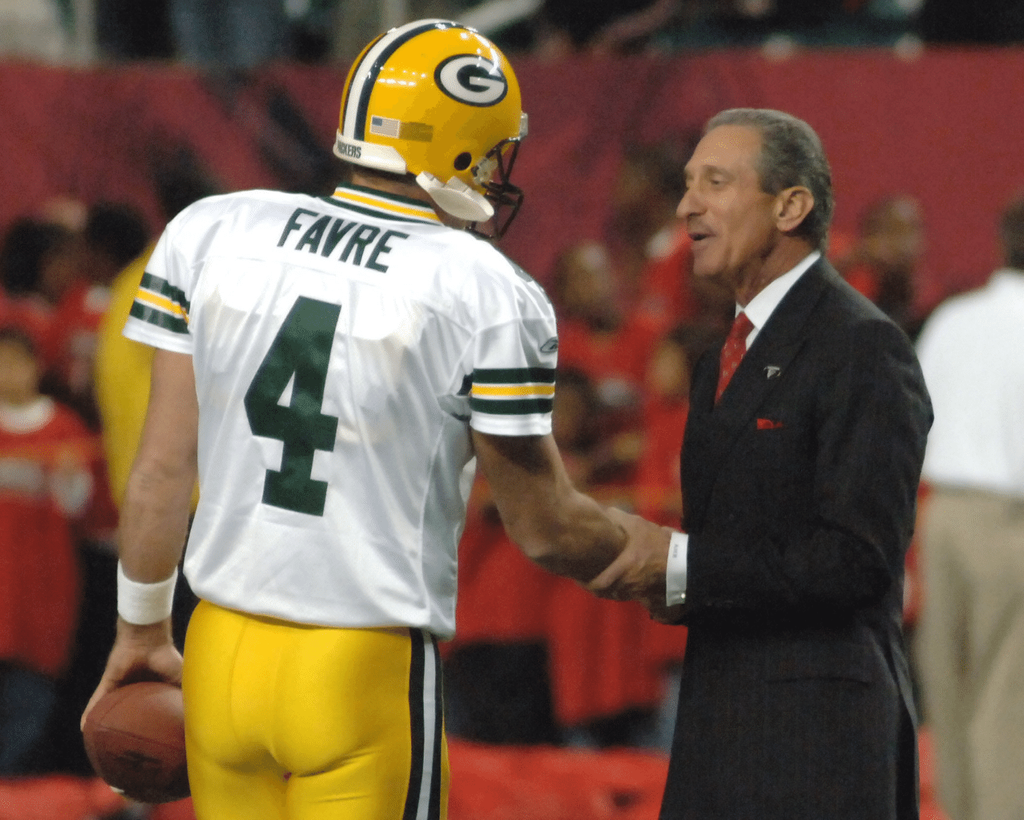 Brett Favre Demands He Be Dismissed From $24 Million Mississippi ...